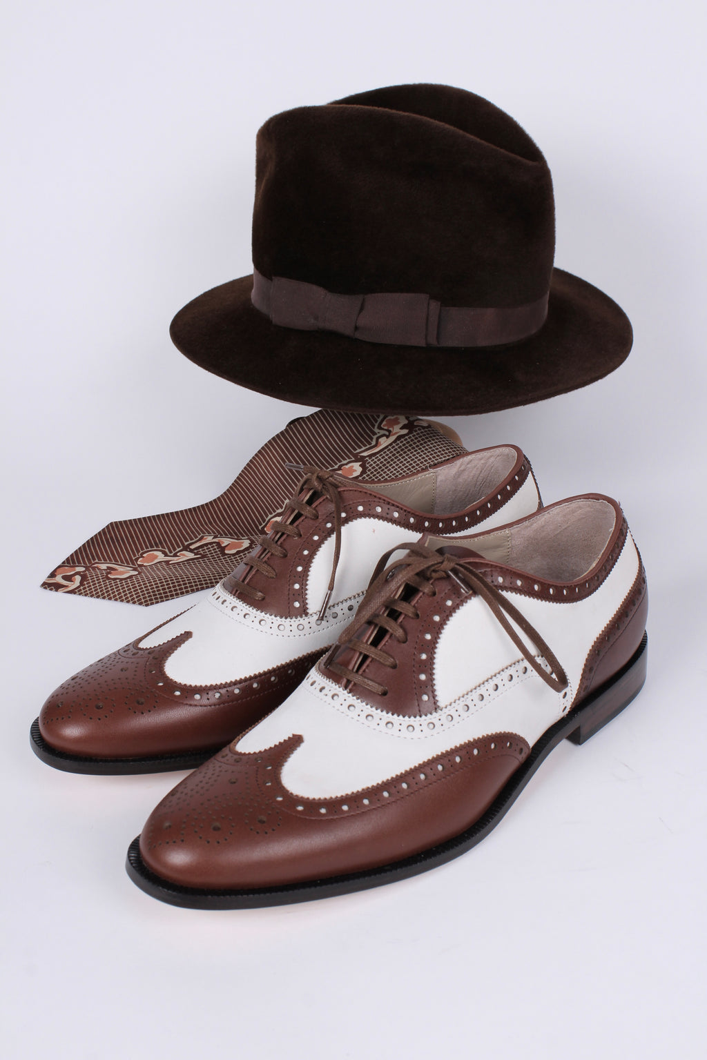 Men's 1930s-style spectator shoe - dark brown / off-white - Charles ...